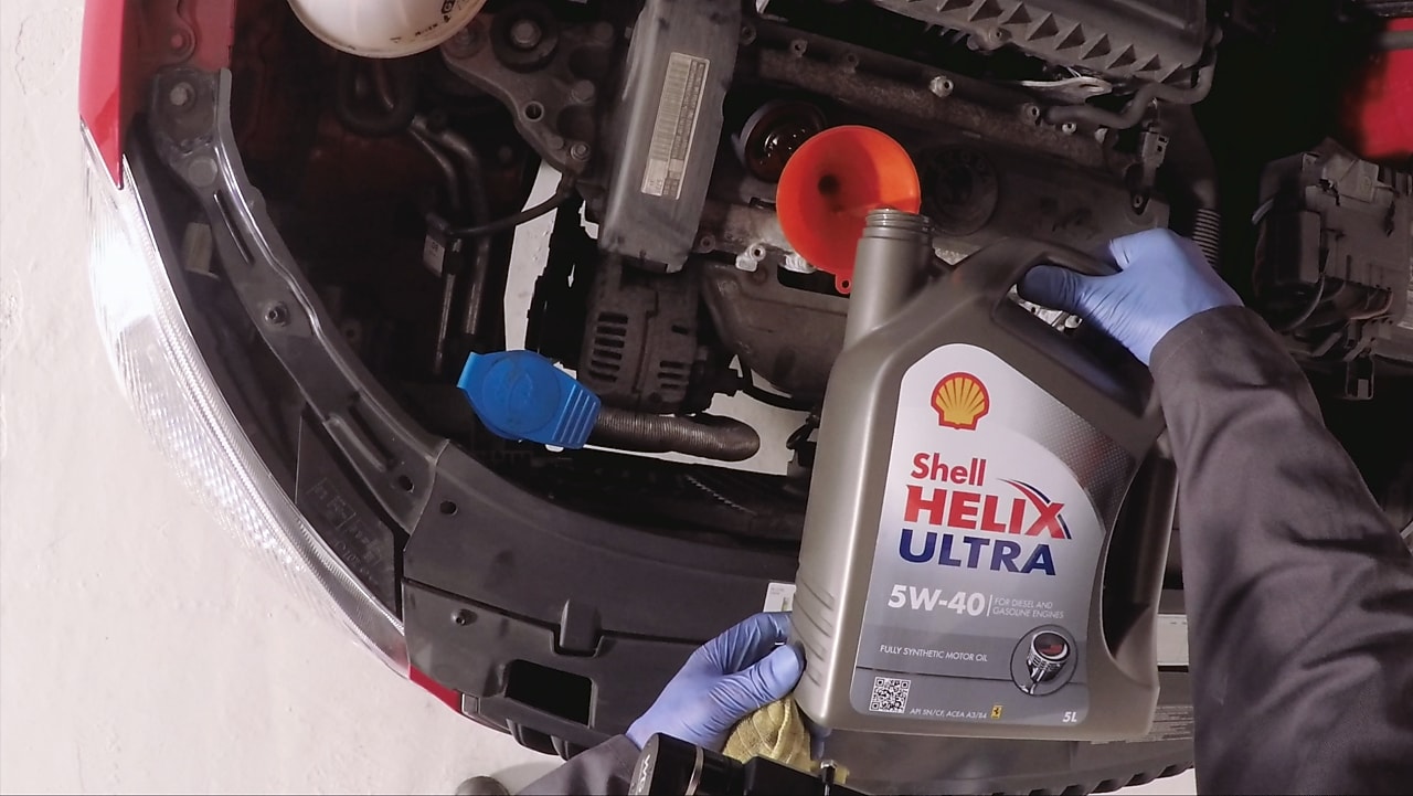 Si të bëni një ndërrim vaji në një makinë | Kreu